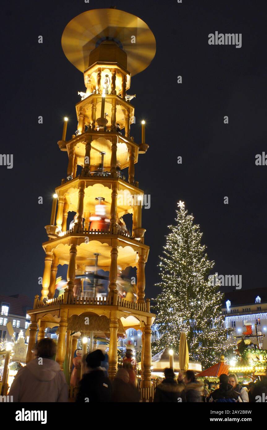 Striezel hi-res stock photography and images - Alamy