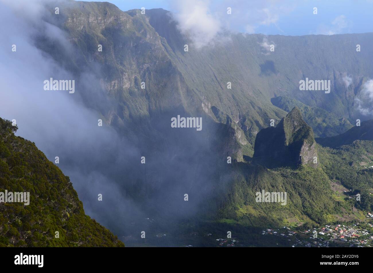 Reunion island highest point hi-res stock photography and images - Alamy