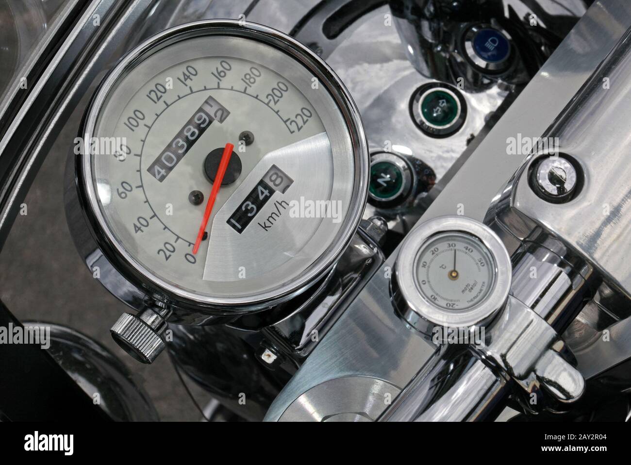 Tacho needle hi-res stock photography and images - Alamy