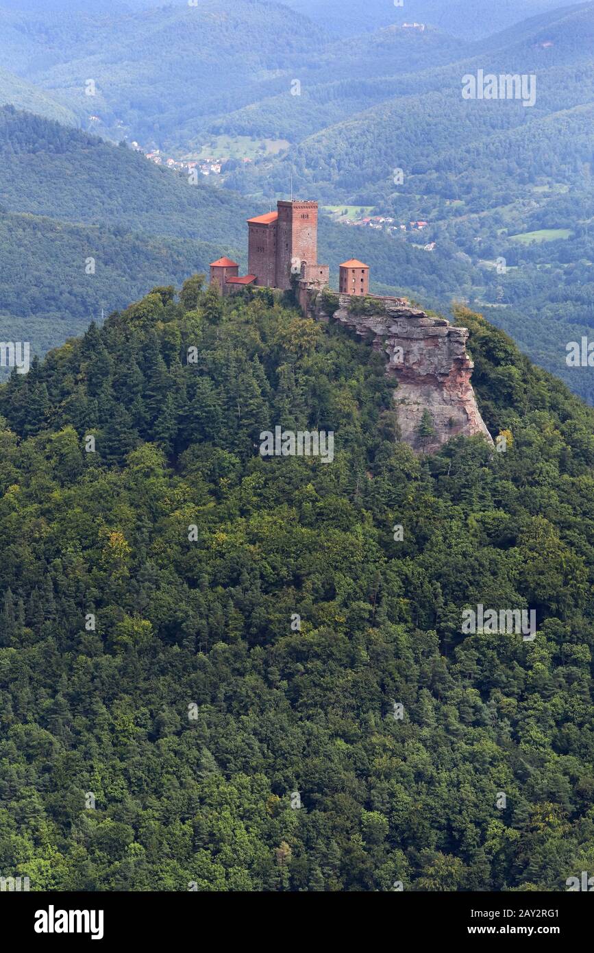 Trifels hi-res stock photography and images - Alamy