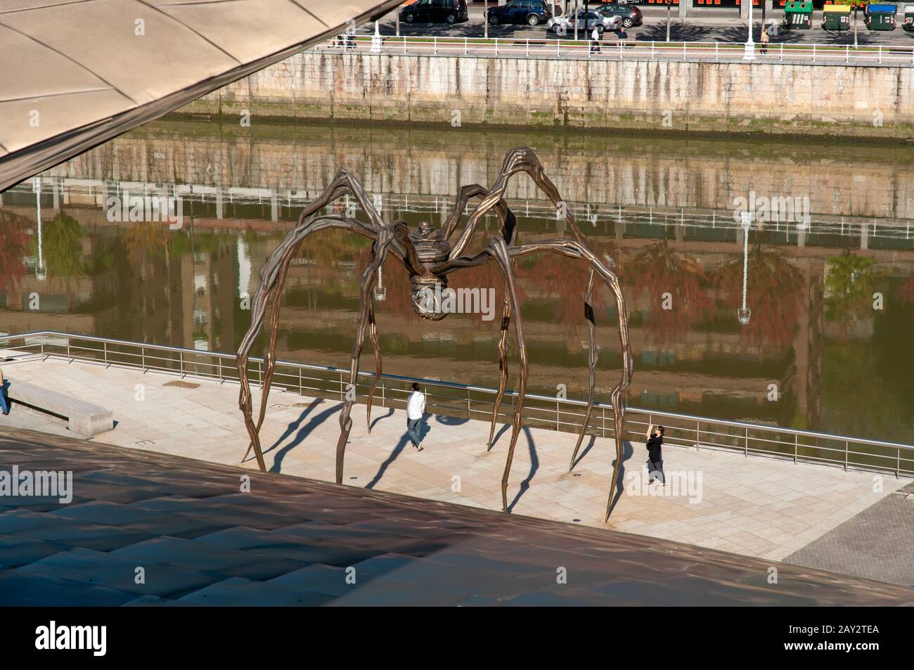 The spider sculpture Maman by Louise Bourgeois. Guggenheim Museum ...