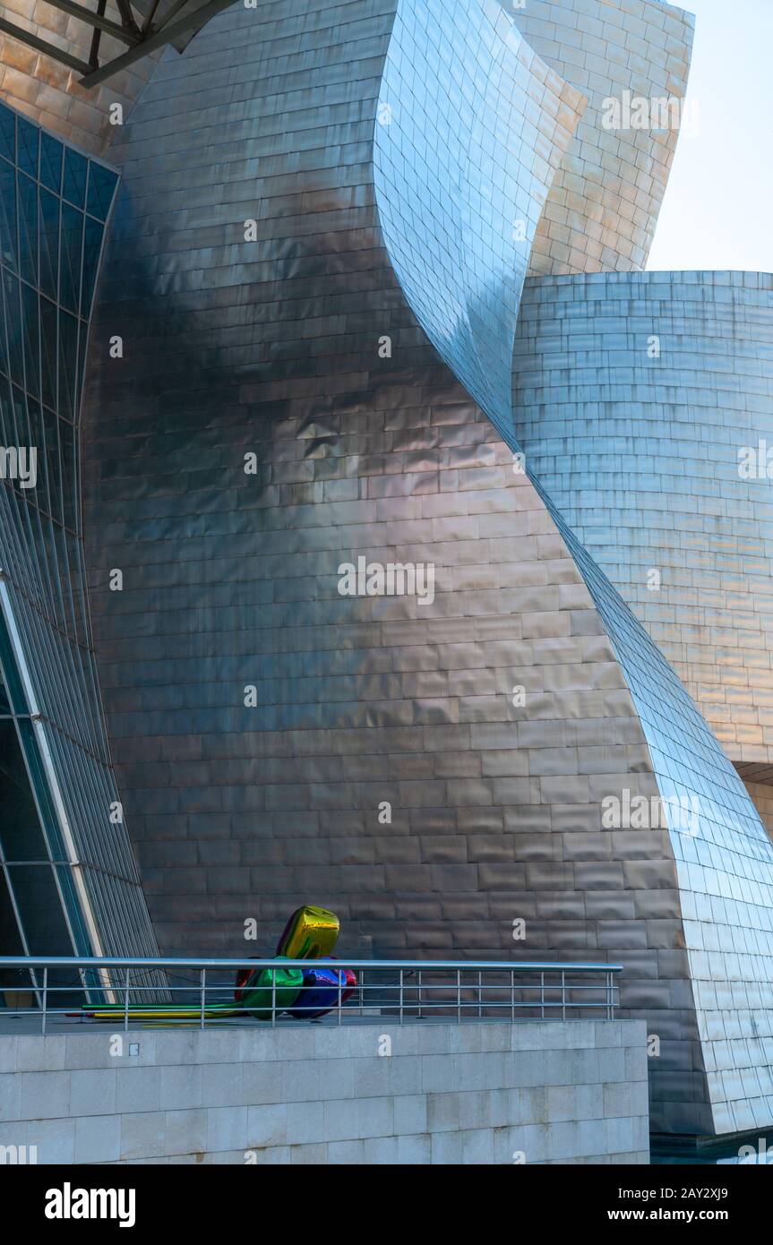 The exterior architecture of the Bilbao Guggenheim museum Stock Photo ...