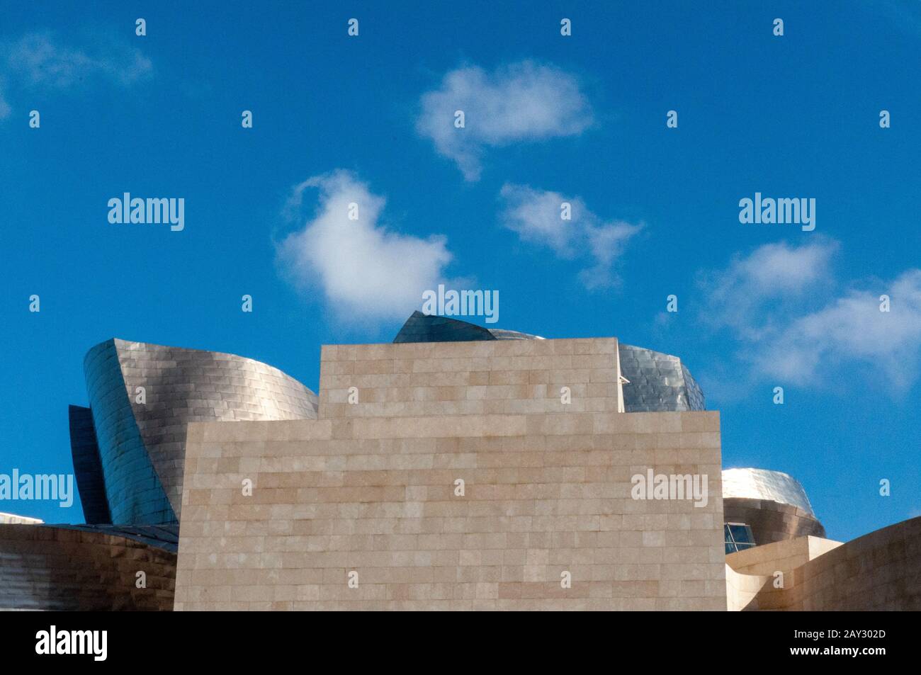 The exterior architecture of the Bilbao Guggenheim museum Stock Photo ...