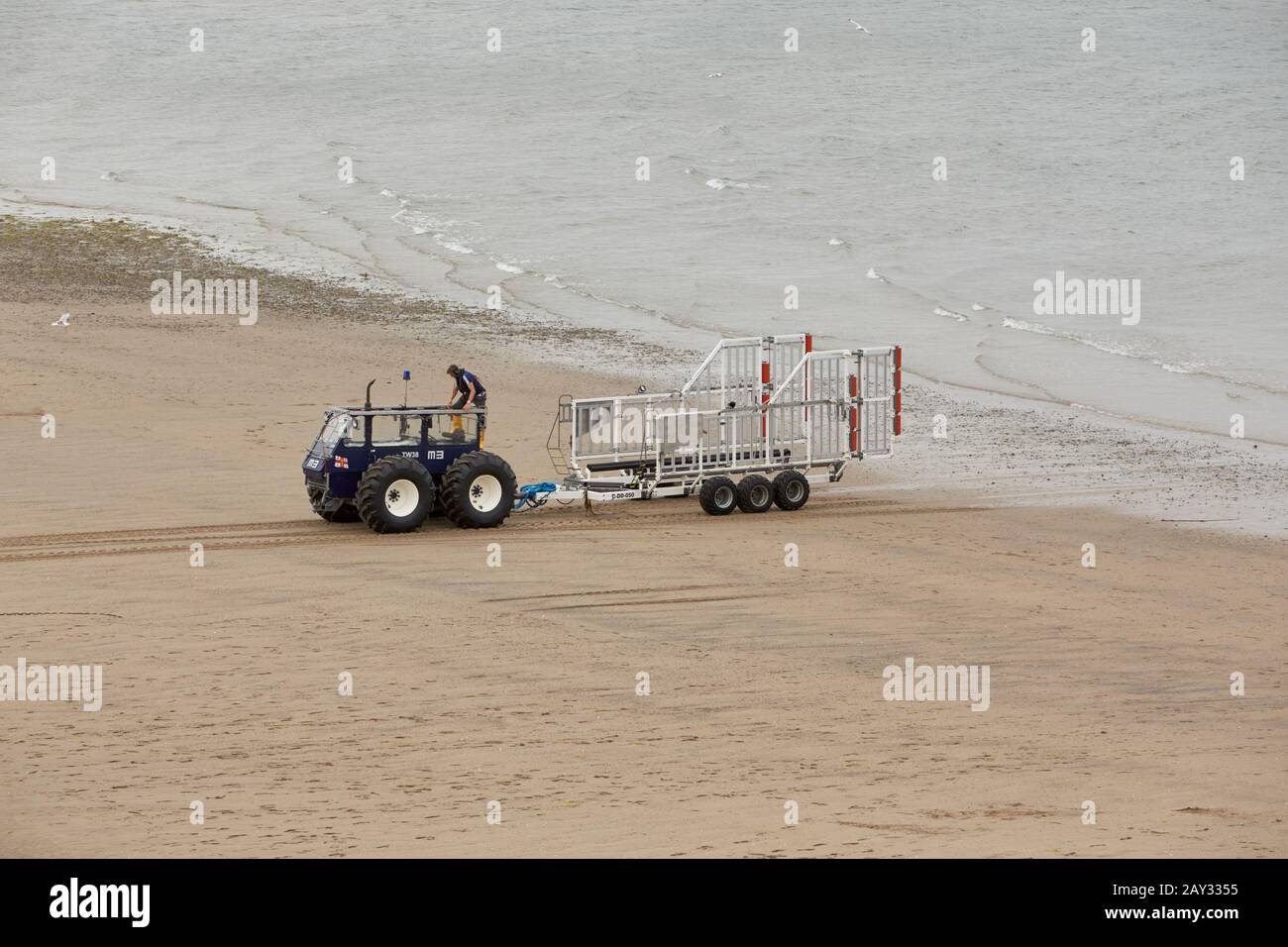 Talus mb 764 amphibious tractor, RNLI launch and recovery vehicle ...