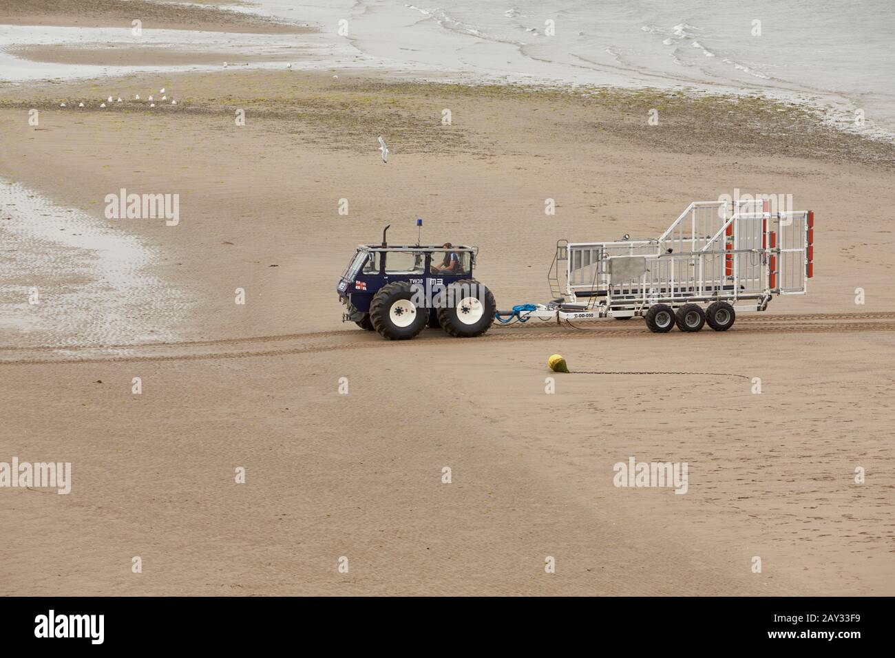 Talus mb 764 amphibious tractor, RNLI launch and recovery vehicle ...