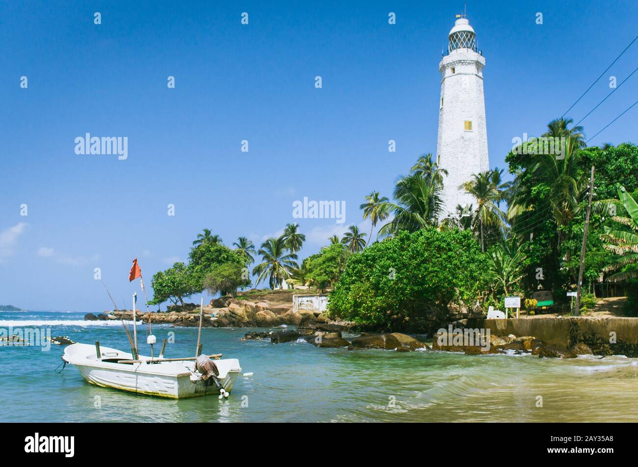 Beautiful beach and Dondra Head Lighthouse, Sri Lanka Stock Photo - Alamy