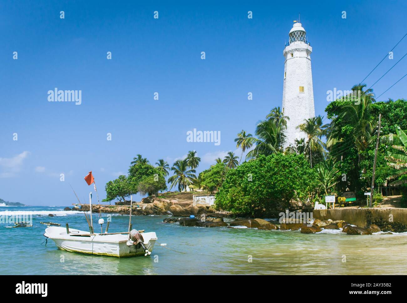 Beautiful beach and Dondra Head Lighthouse, Sri Lanka Stock Photo - Alamy
