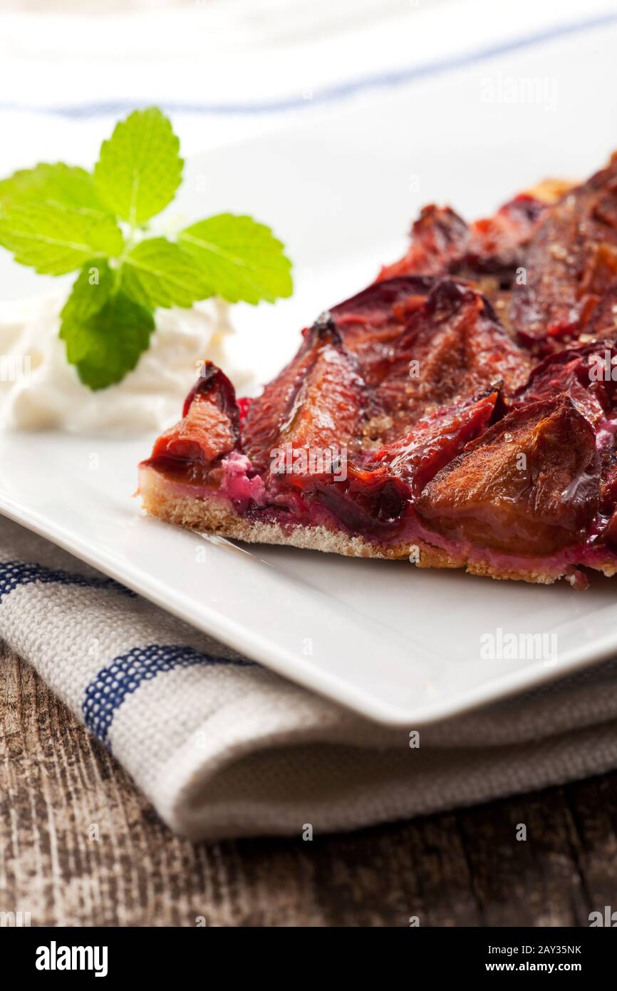 Damson dachi hi-res stock photography and images - Alamy