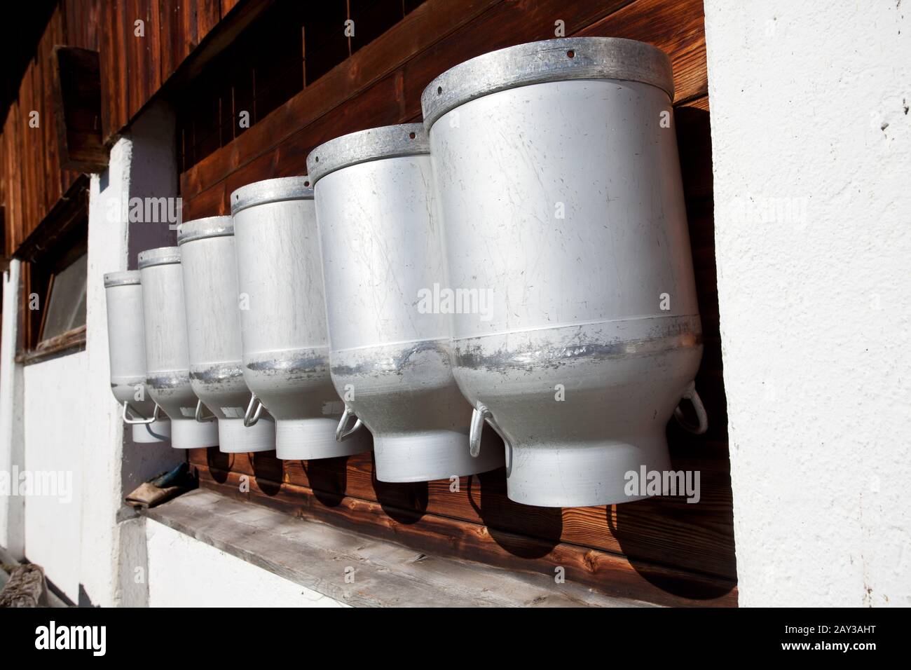 Old farm milk container churn bucket hi-res stock photography and ...