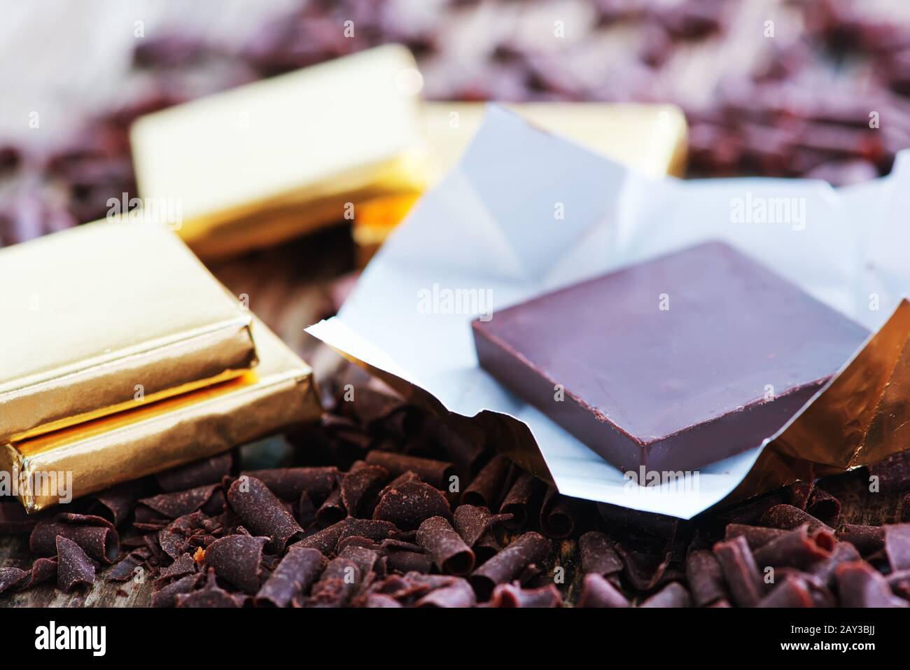 Empty chocolate wrapper table hi-res stock photography and images - Alamy