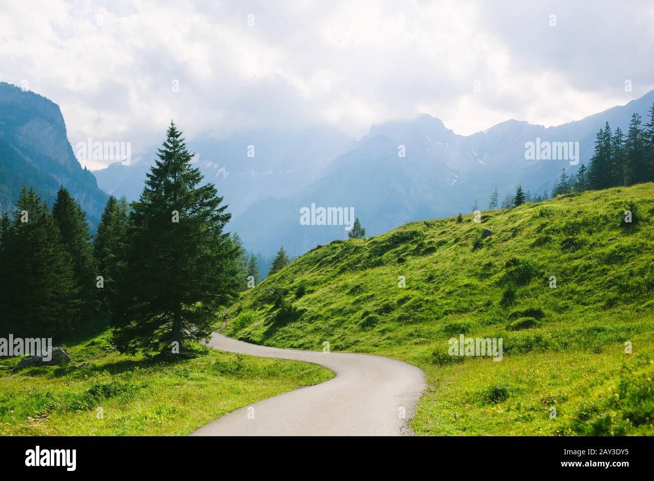 Path in mountains hi-res stock photography and images - Alamy
