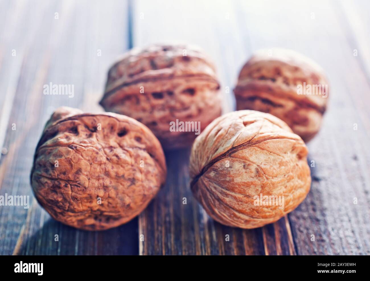 Whole wallnuts hi-res stock photography and images - Alamy