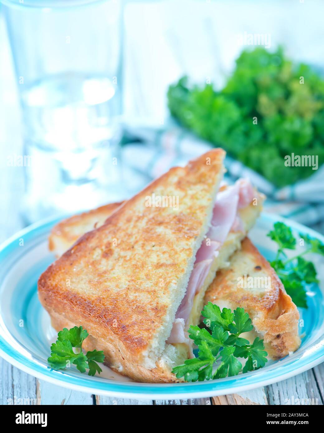 Club sandwich salad garnish hi-res stock photography and images - Alamy