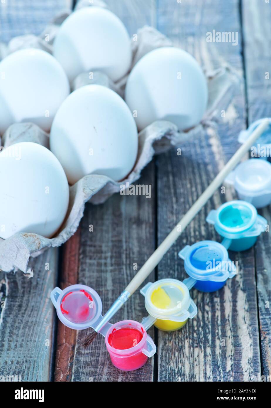 eggs and paint Stock Photo - Alamy