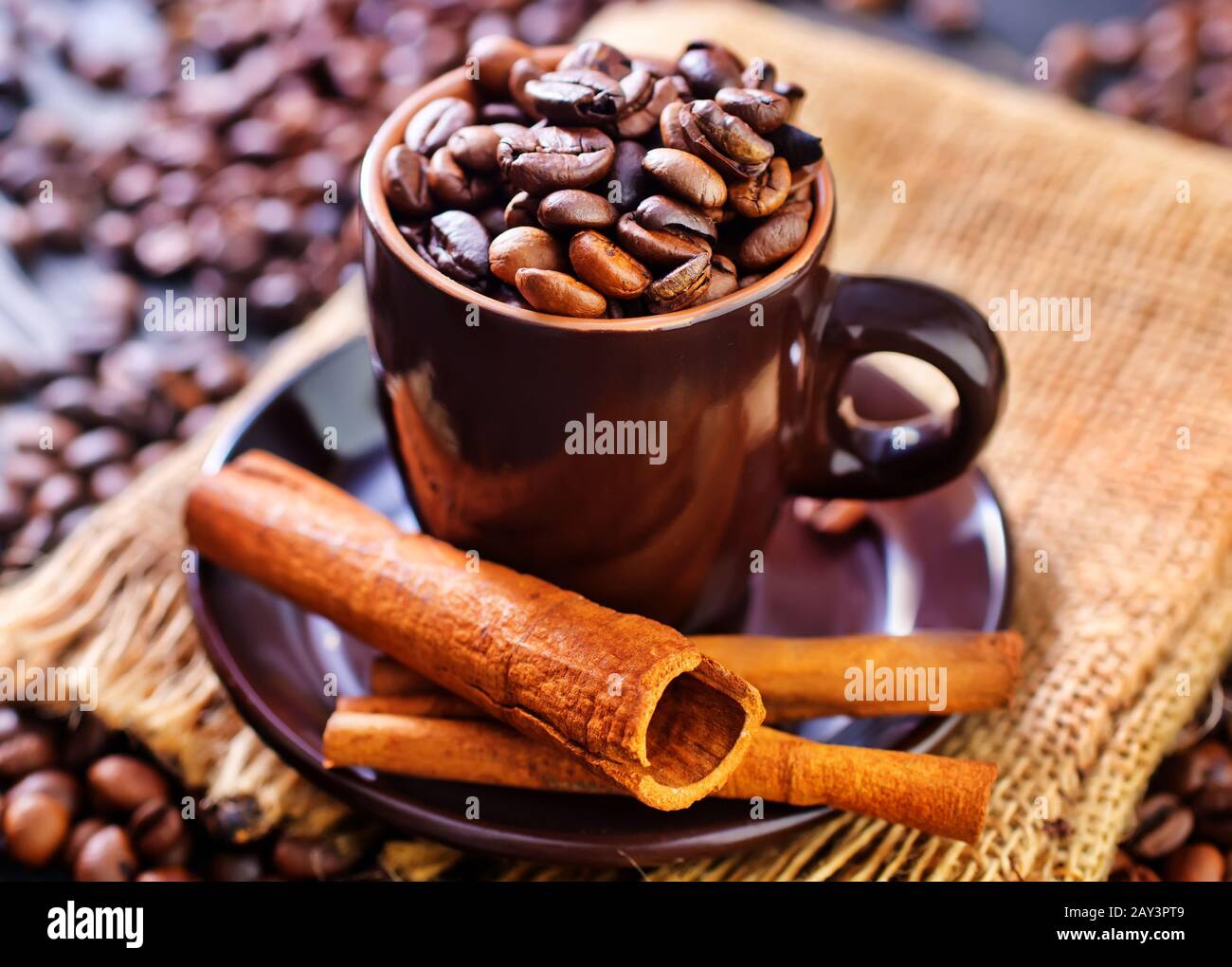 Coffee bean cu hi-res stock photography and images - Alamy