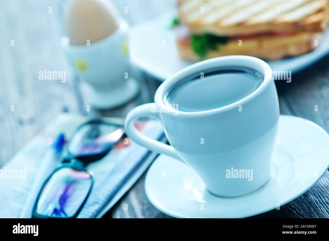 Hard boiled egg yolk grey hi-res stock photography and images - Alamy