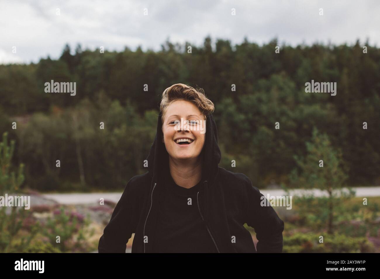 Young smiling positive people hi-res stock photography and images - Alamy