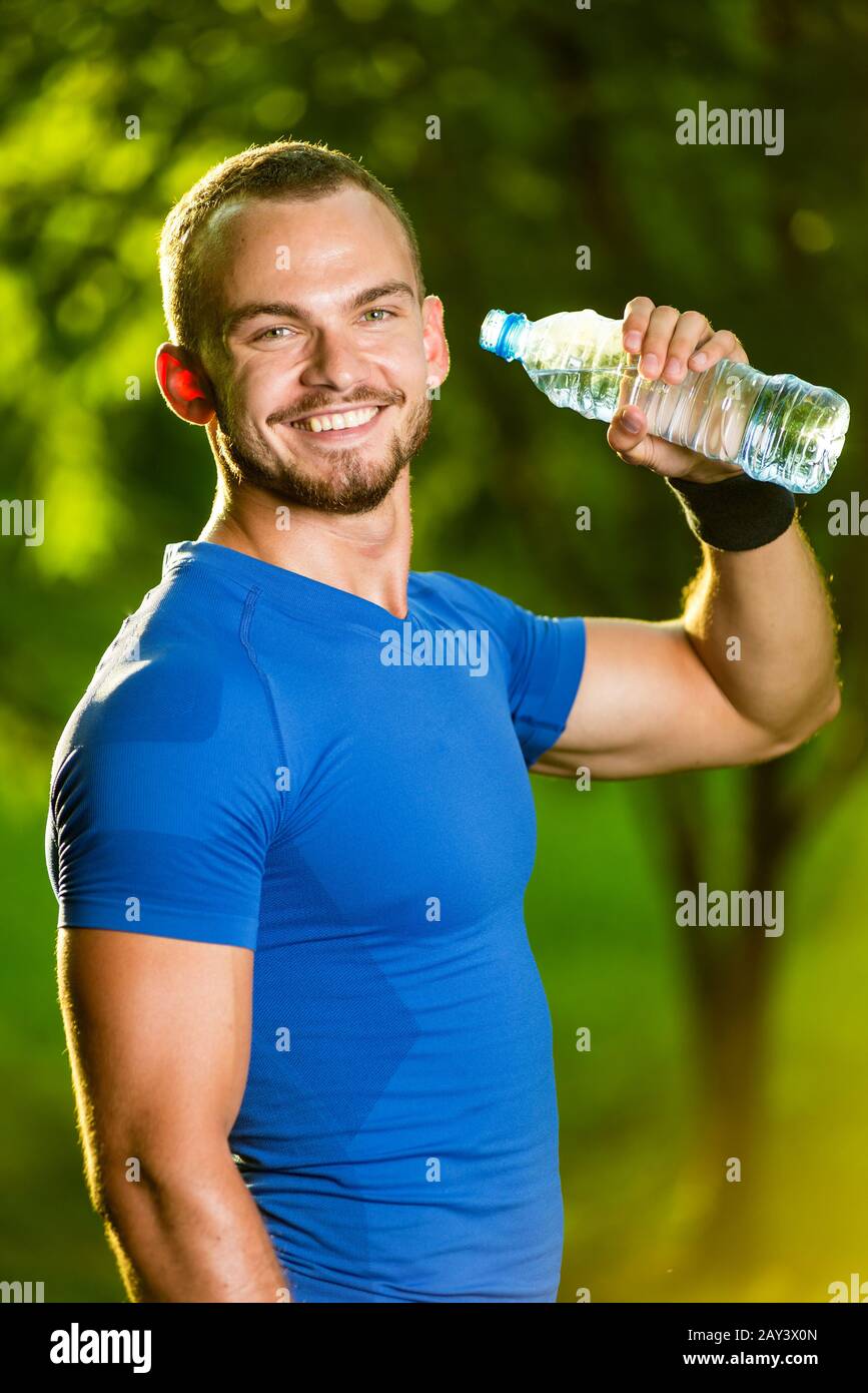 Man drinking water thirsty hi-res stock photography and images - Alamy
