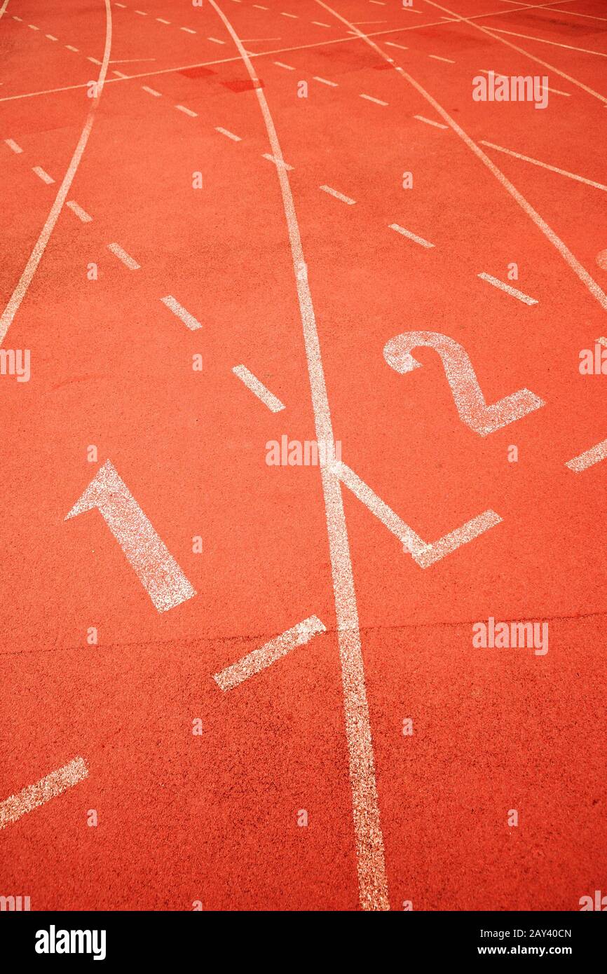 start point of running track Stock Photo - Alamy