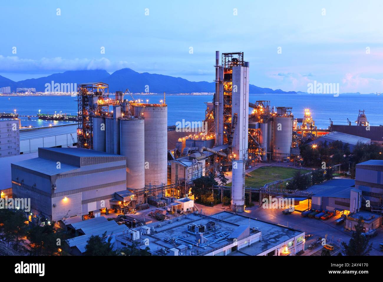 cement factory at night Stock Photo - Alamy