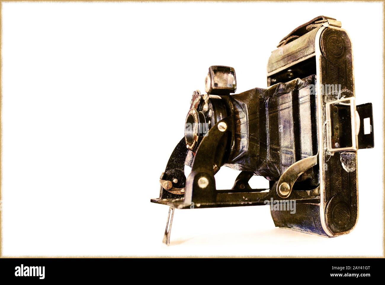 Vintage camera old photos hi-res stock photography and images - Alamy