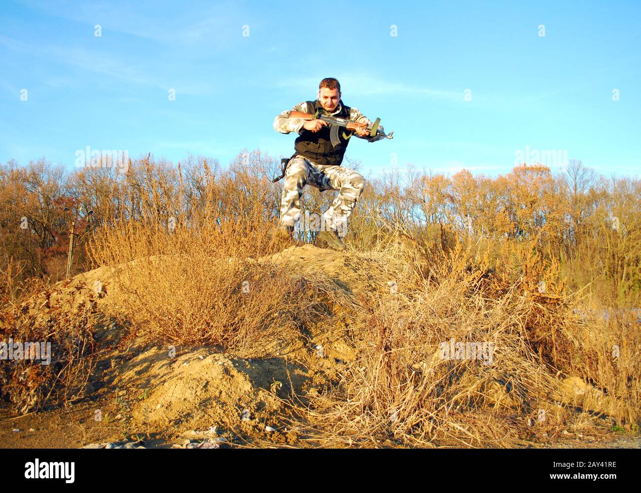 Battle jump hi-res stock photography and images - Alamy