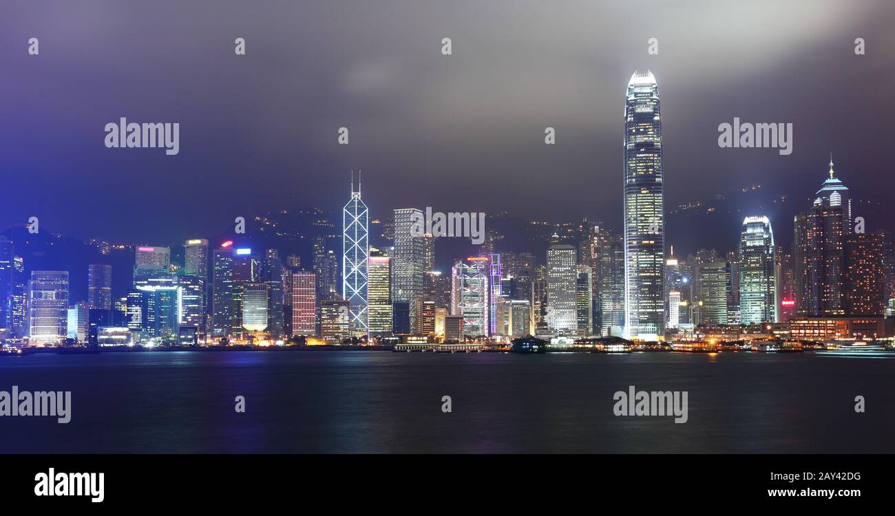 Hong Kong skyline at night Stock Photo - Alamy