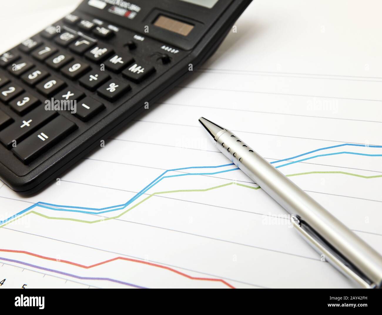 Financial chart hi-res stock photography and images - Alamy
