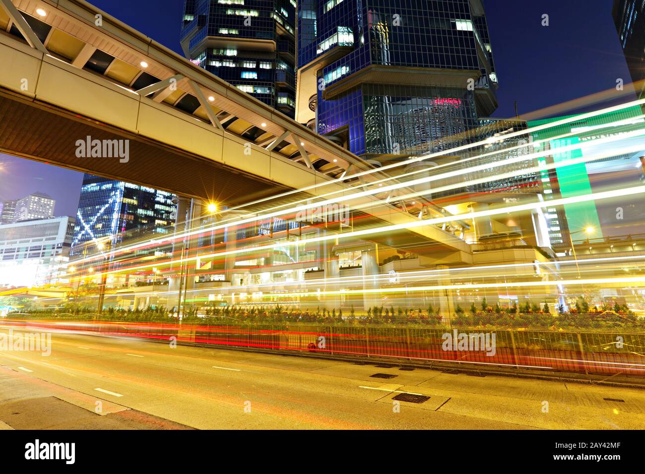 traffic in city at night Stock Photo - Alamy