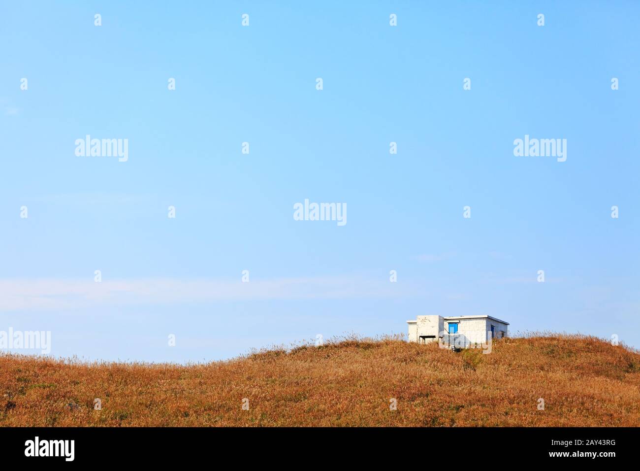 Real home alone house hi-res stock photography and images - Alamy