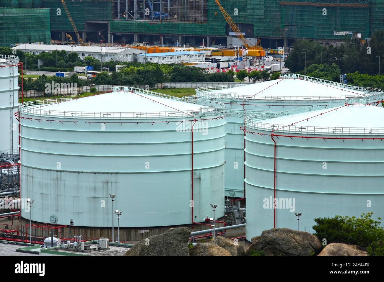 oil storage tanks Stock Photo - Alamy