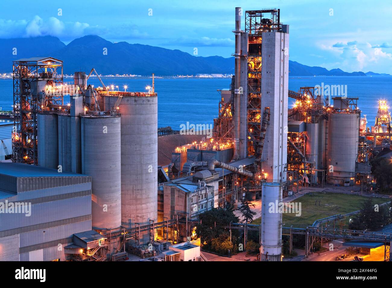 cement factory at night Stock Photo - Alamy