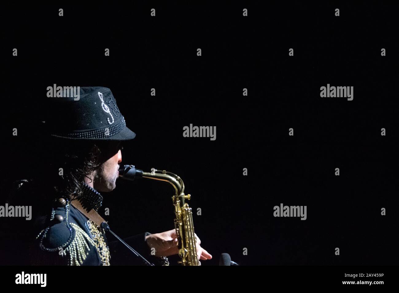 Close up of a man playing a saxophone High Resolution Stock Photography ...