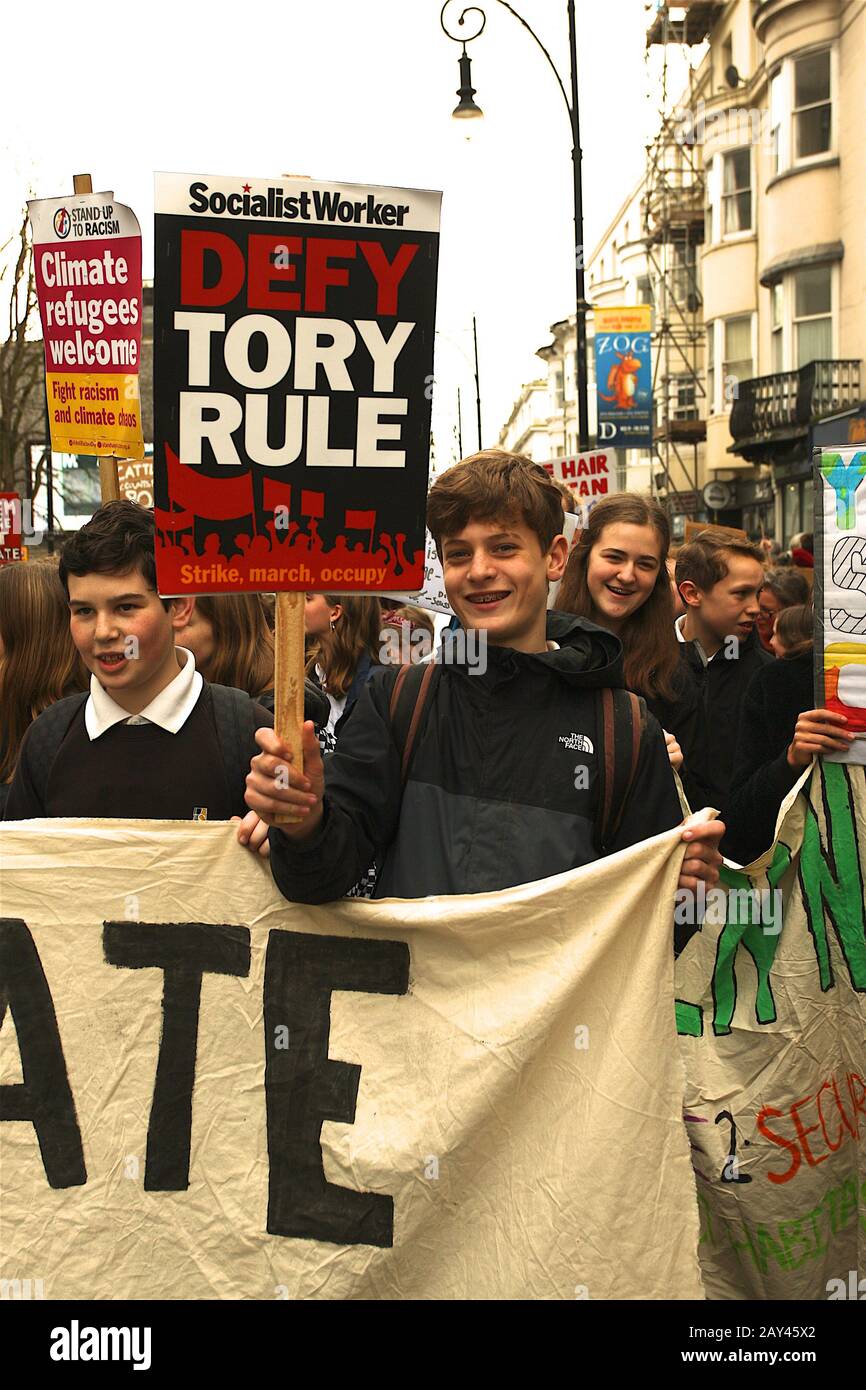 Brighton, UK, 14th February 2020, Hundreds of school children go on ...