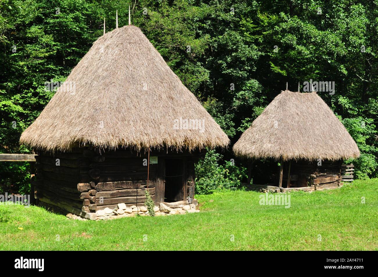 Hovel medieval hi-res stock photography and images - Alamy