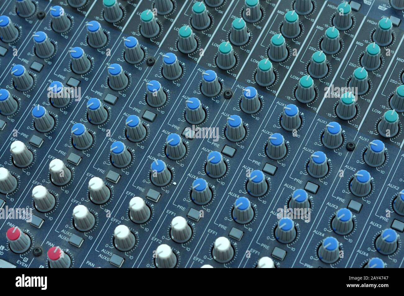 Audio mixer hi-res stock photography and images - Alamy