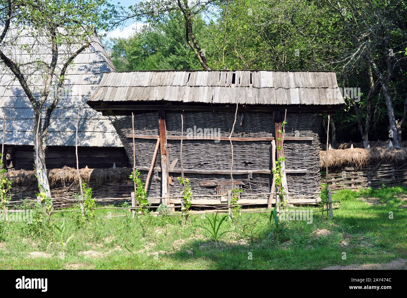 Granary a hi-res stock photography and images - Alamy