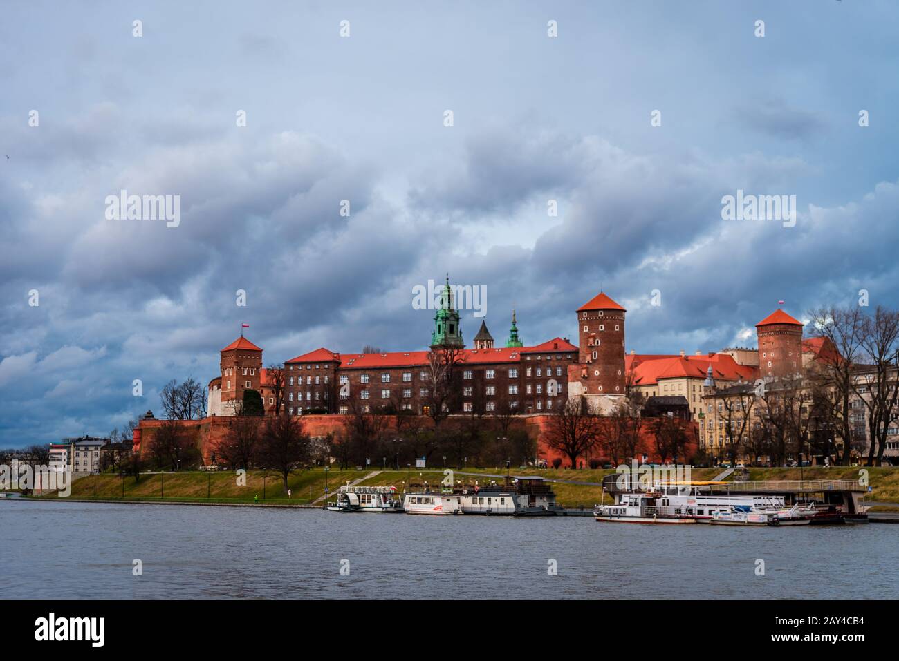 Royal castle wawel fortress hi-res stock photography and images - Alamy