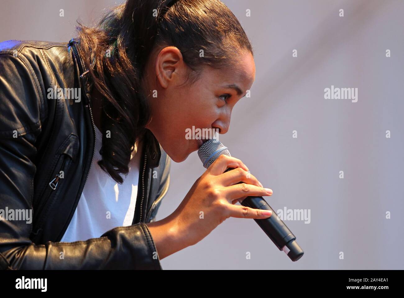 Rnb soul hi-res stock photography and images - Alamy