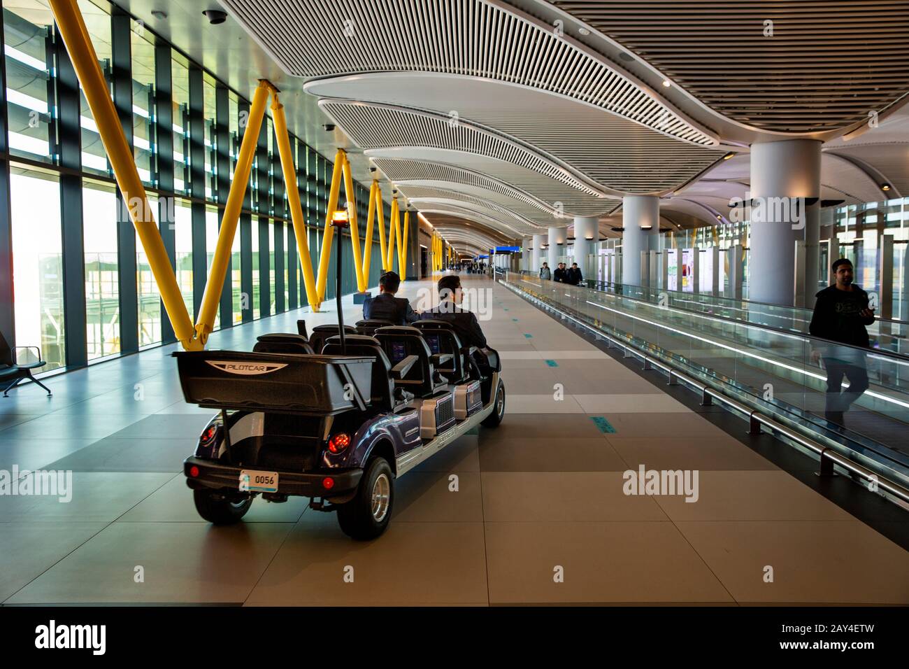 Airport buggy hi-res stock photography and images - Alamy