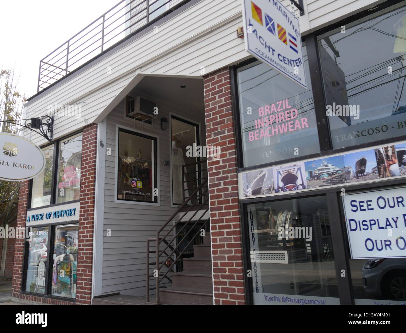 Newport, Rhode Island-September 2017: Facade of souvenir shops and ...