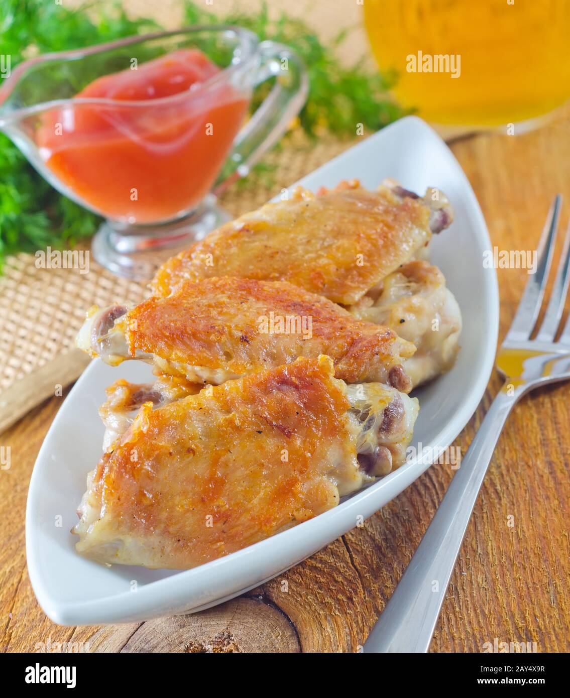 Messy chicken wing hi-res stock photography and images - Alamy