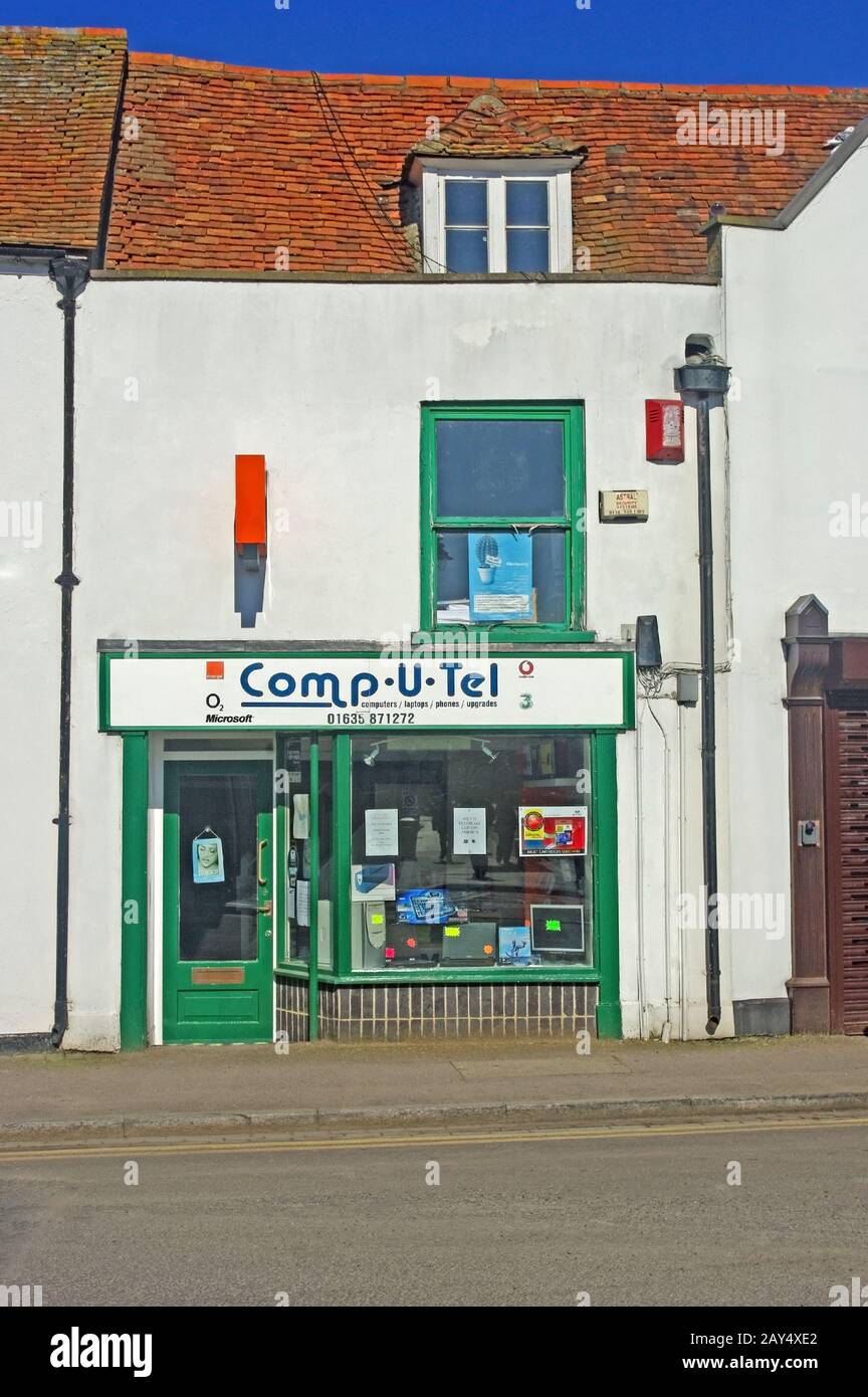 Woolhampton berkshire hi-res stock photography and images - Alamy