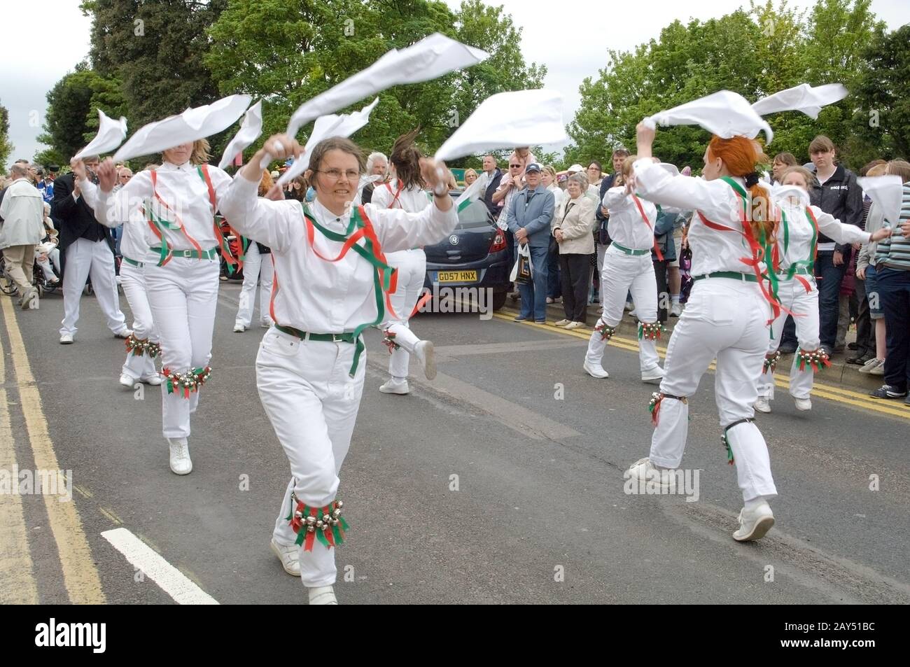 English folk dance hi-res stock photography and images - Alamy