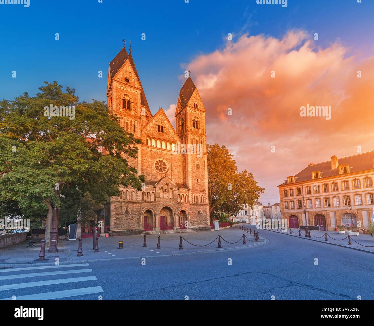 Travel to Metz - the capital of the Moselle region, France. The city ...