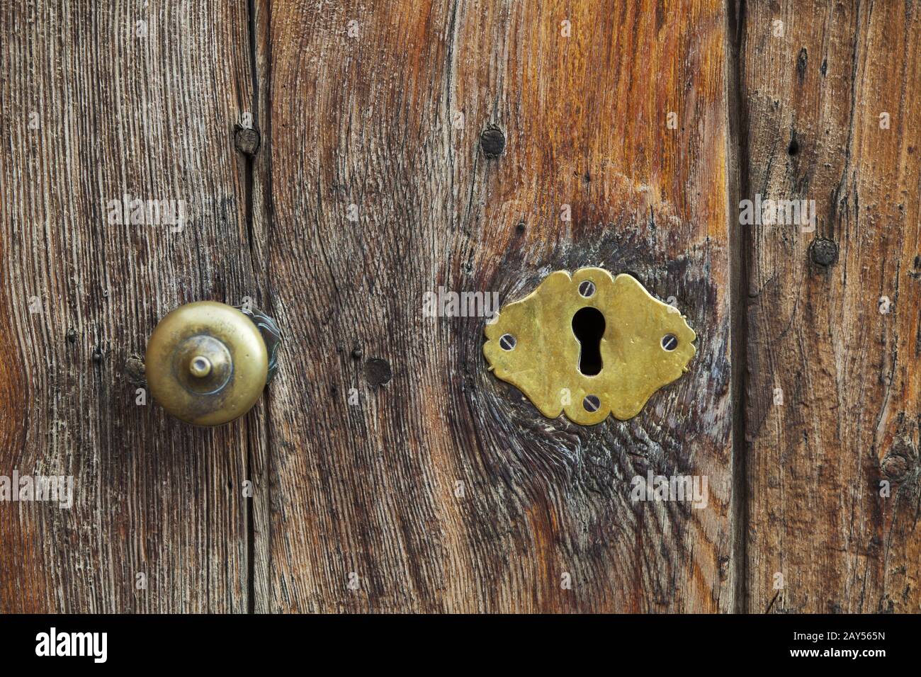 old keyhole in a door Stock Photo - Alamy