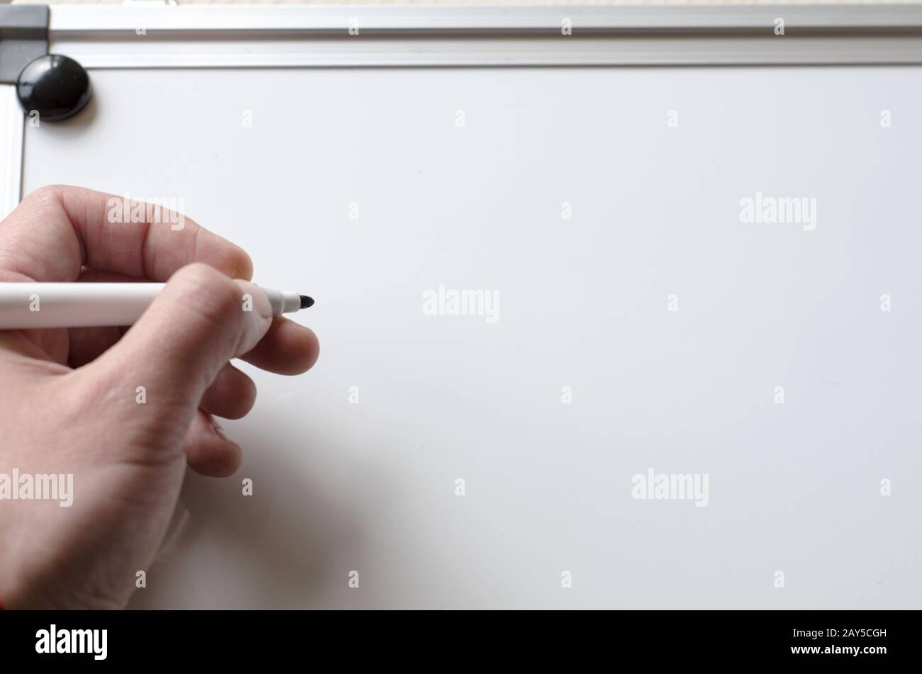 Human hand and whiteboard Stock Photo - Alamy