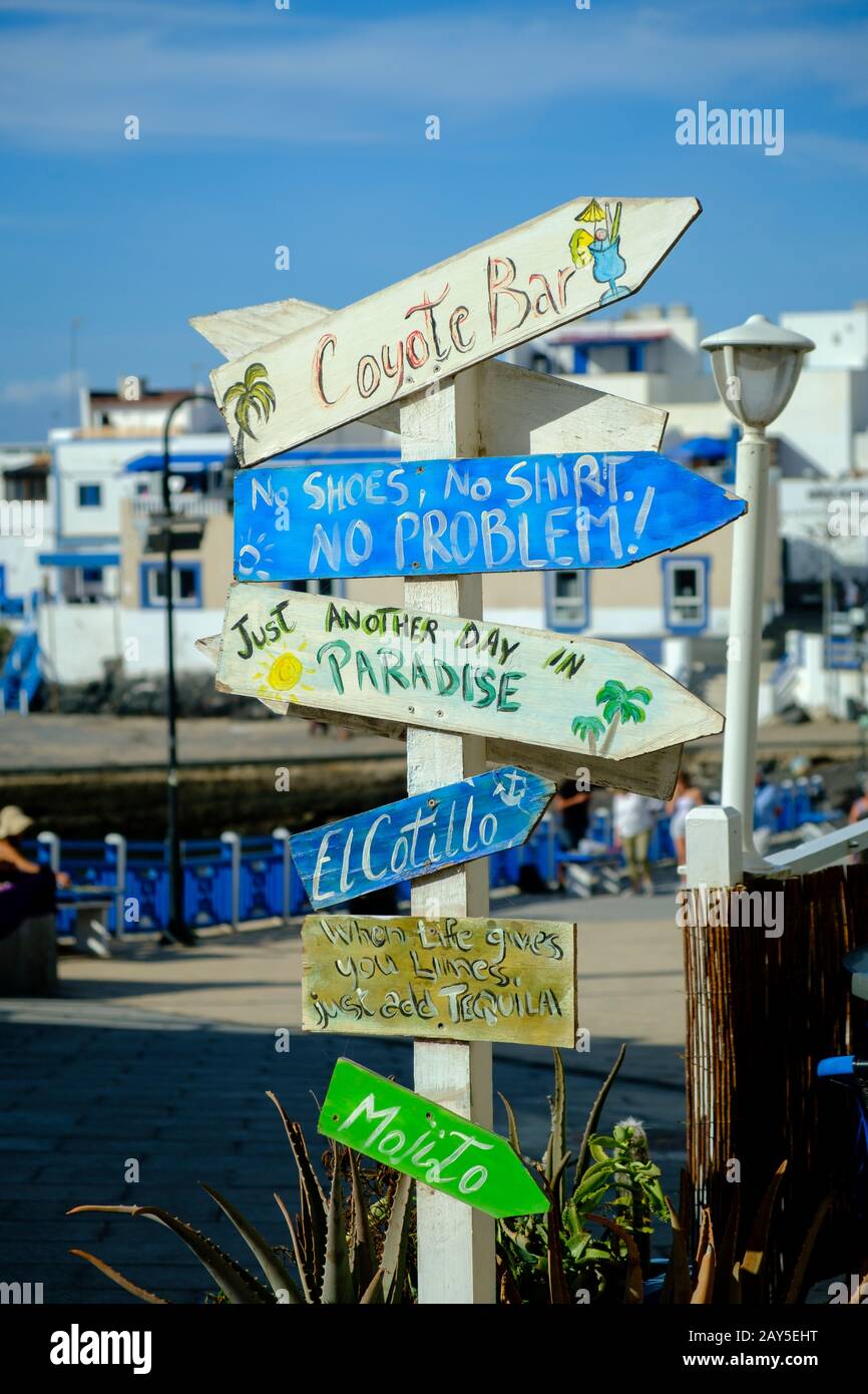 Arrow islands hi-res stock photography and images - Alamy