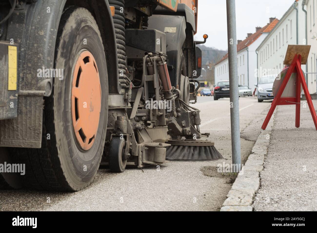 Curb side hi-res stock photography and images - Alamy