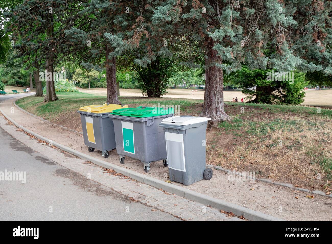 Green rubber lid hi-res stock photography and images - Alamy